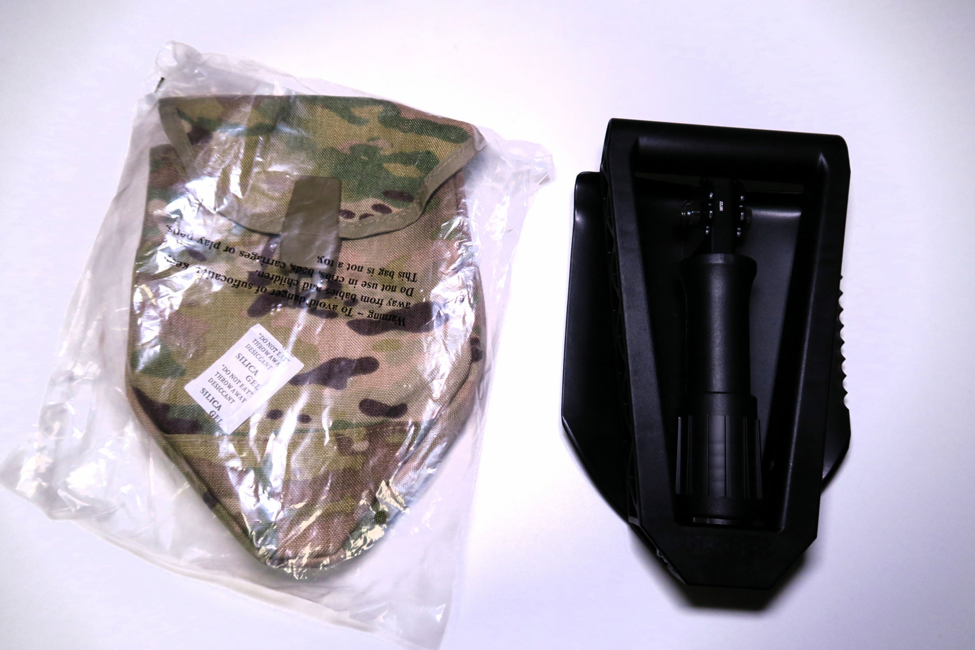 丈夫でコンパクトな折り畳み式シャベル GERBER(ガーバー) Folding Spade E Tool SER 30-000075 | イケ ...