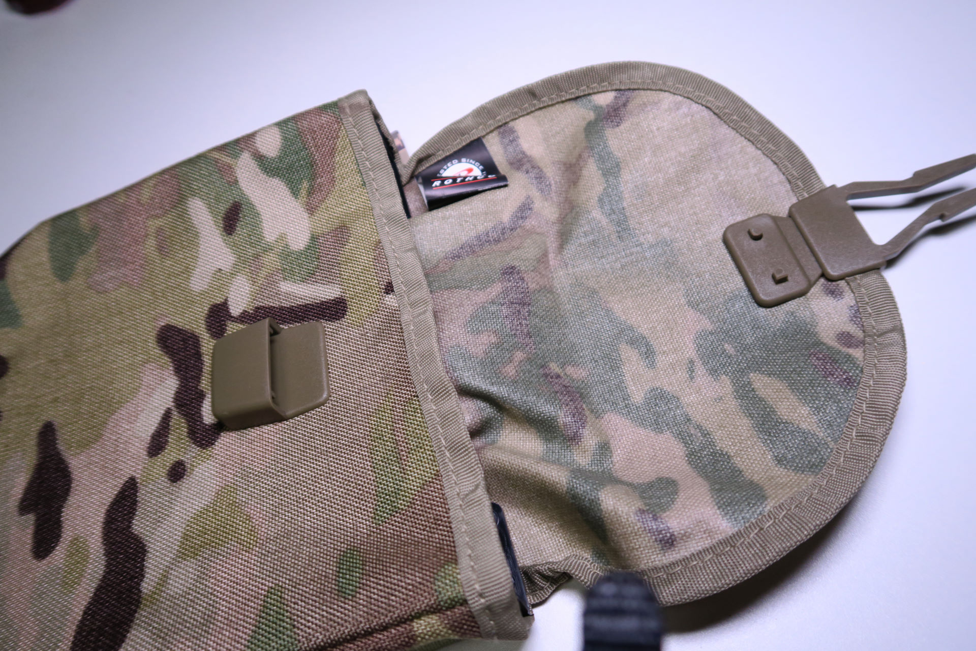 丈夫でコンパクトな折り畳み式シャベル GERBER(ガーバー) Folding Spade E Tool SER 30-000075 | イケ ...